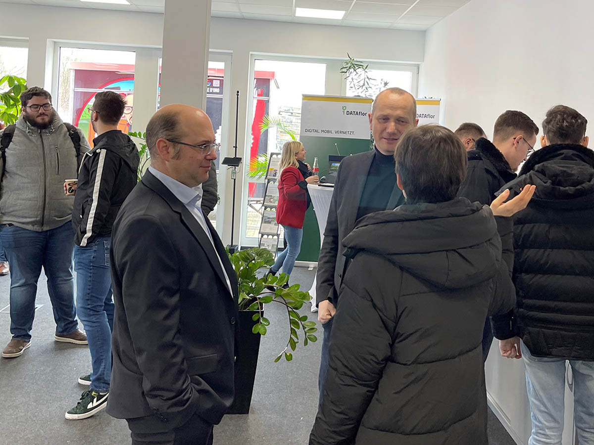 Thementag GaLaBau: HTI EISEN-RIEG KG bringt grüne Branche zusammen ...